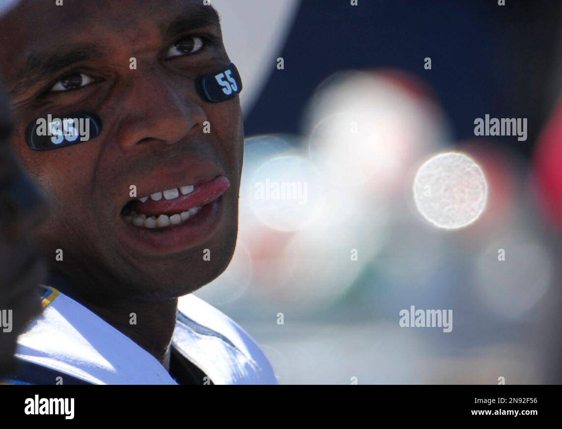 San Diego Chargers wide receiver Malcolm Floyd wears the number 55 of ...