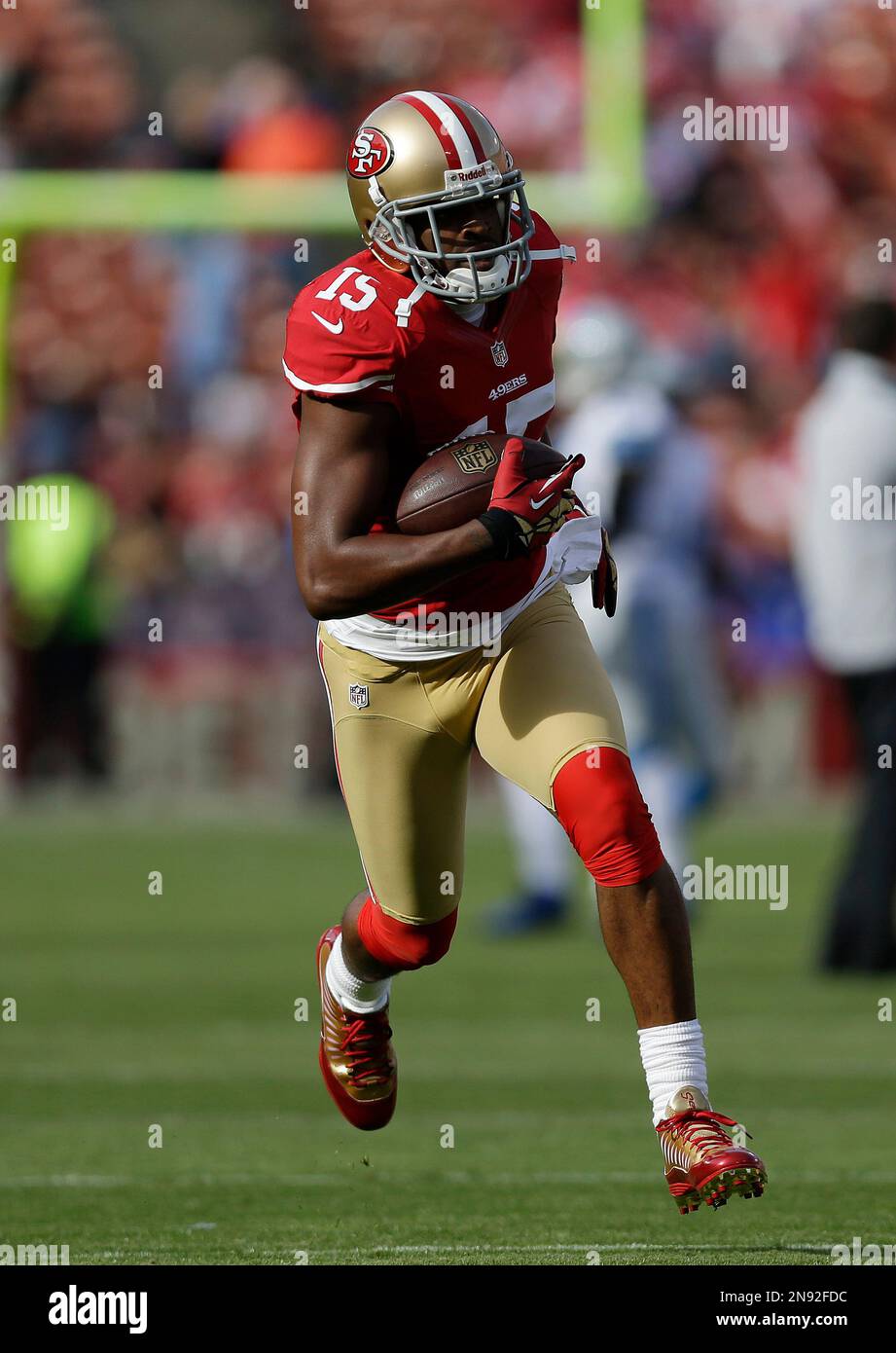 San Francisco 49ers wide receiver Michael Crabtree warms up before the ...