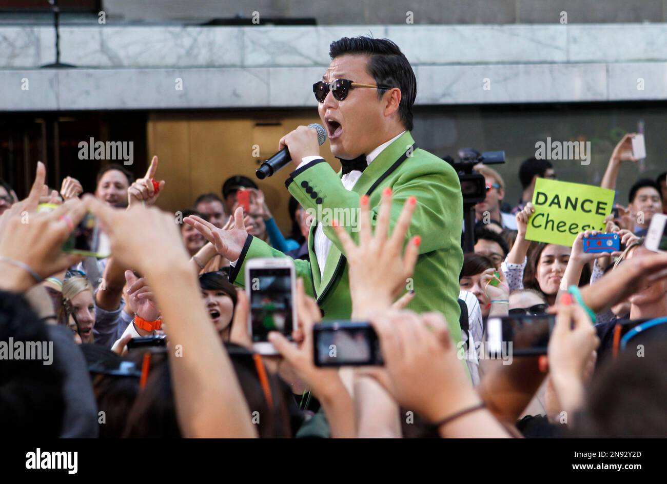 South Korean rapper Psy performs his massive K-pop hit "Gangnam Style ...