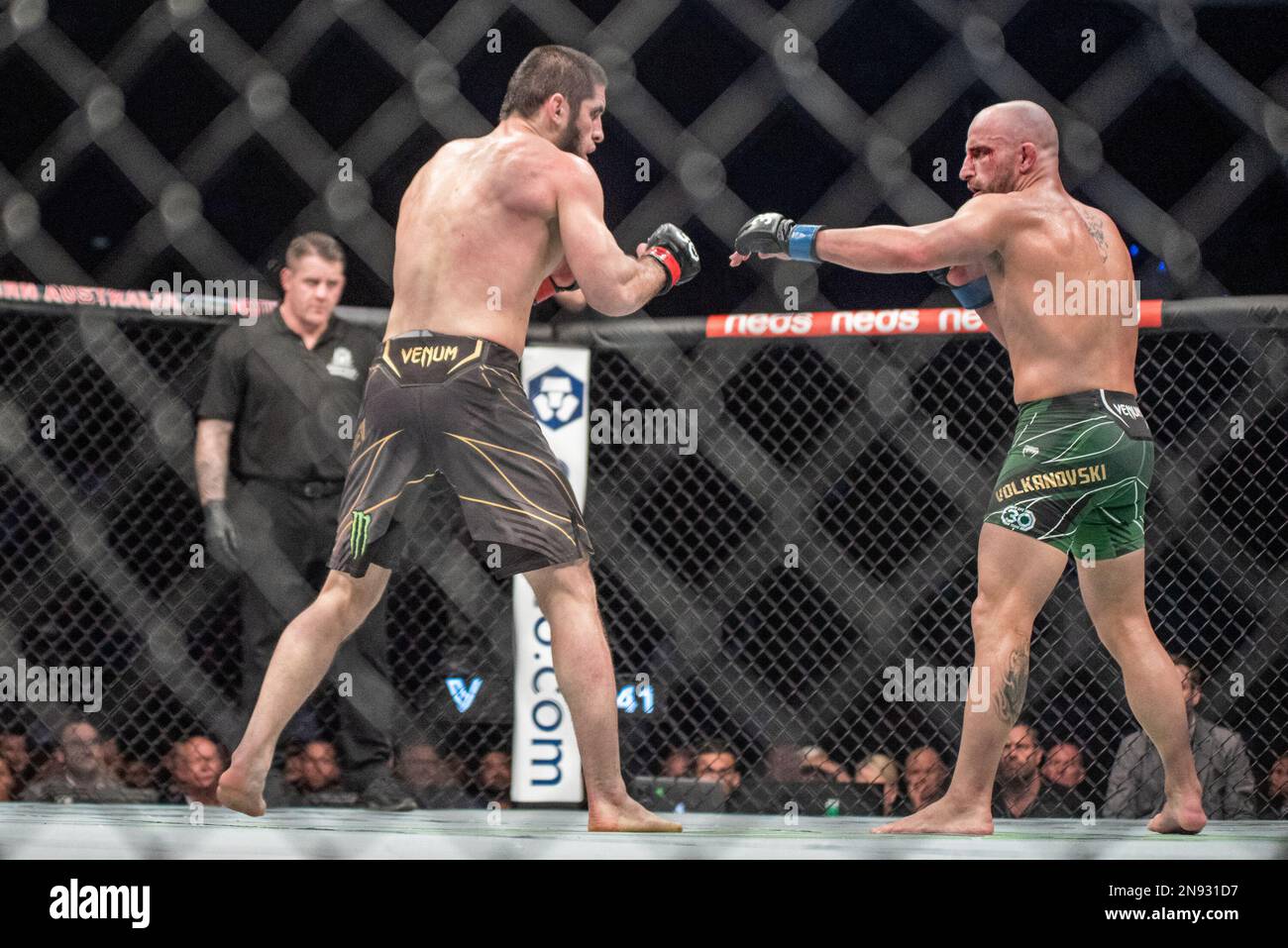 PERTH, AUSTRALIA - FEBRUARY 12: (L-R) Islam Makhachev battles Alex ...