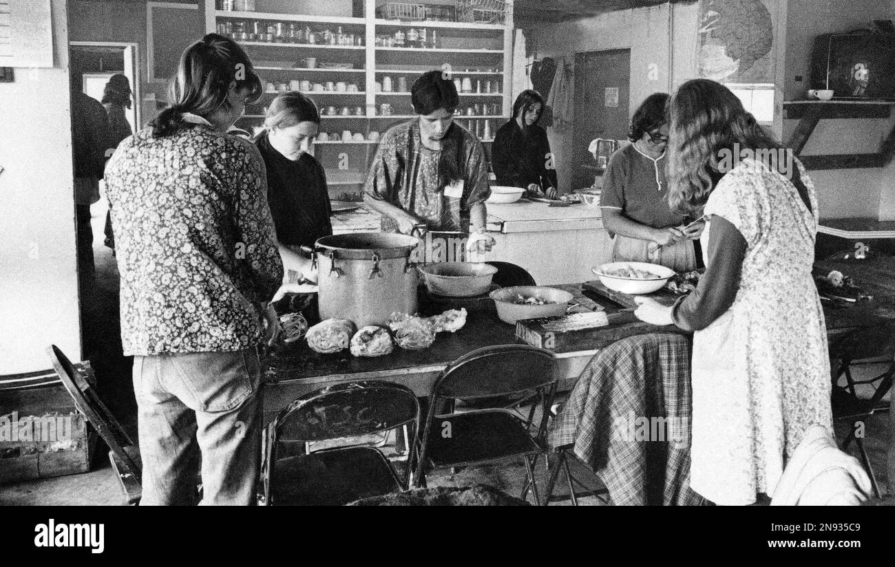 Sharing daily life, women of the Children of God cult prepare communal ...