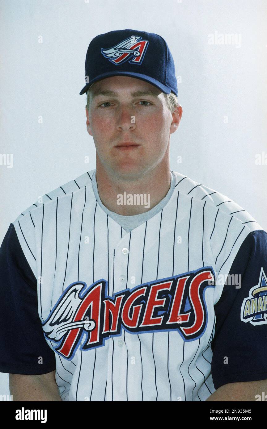 Darin C Erstad, (27) Infielder 1 B Anaheim Angels, 1998. (AP Photo ...