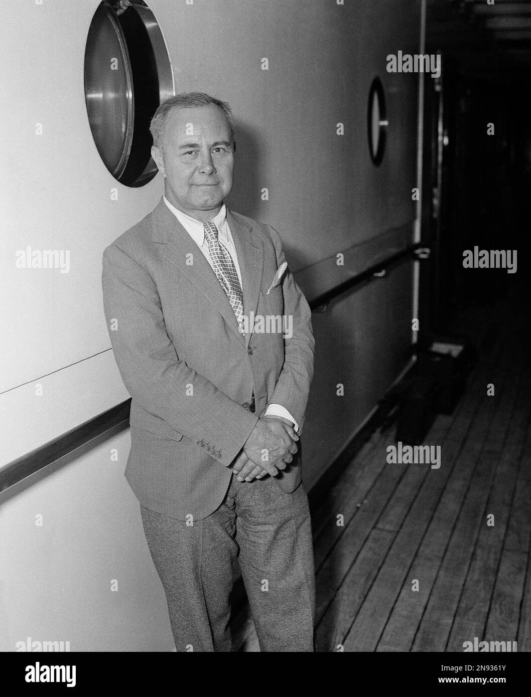 Polish-American pianist Josef Hofmann, poses aboard the liner Europa ...