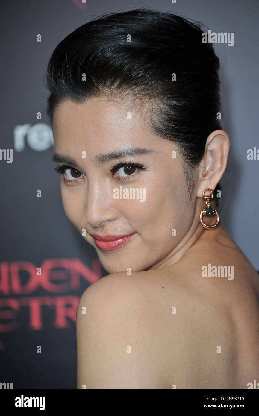 Li Bingbing attends the US premiere of "Resident Evil: Retribution" at ...