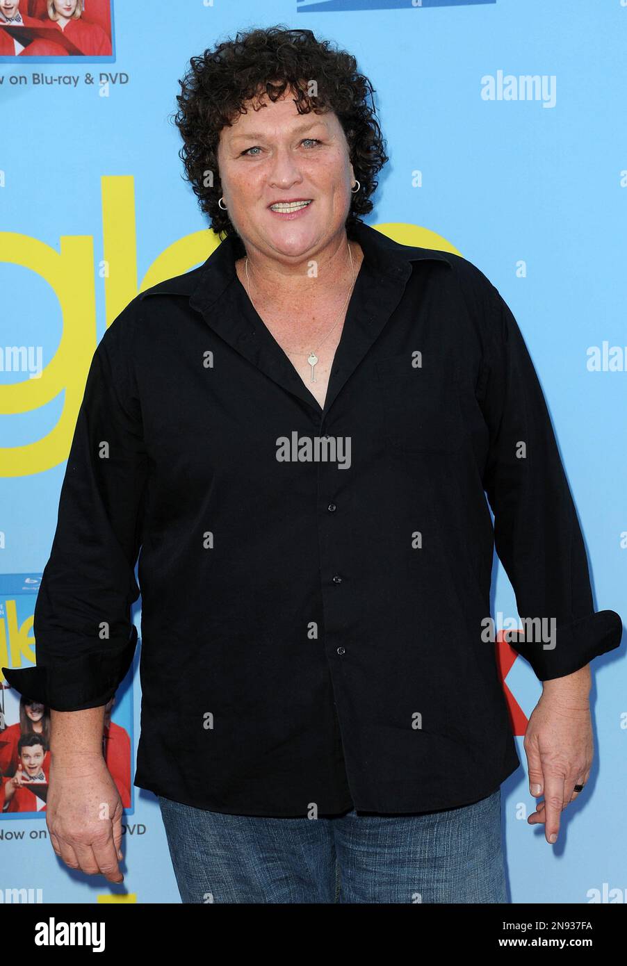 Actress Dot Marie Jones attends the "Glee" premiere screening at the ...