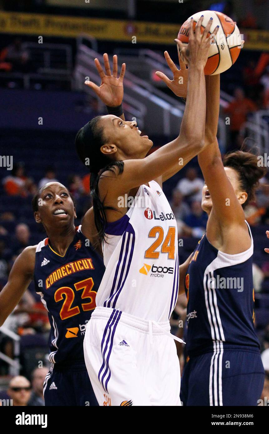 Phoenix Mercury's DeWanna Bonner (24) gets past Connecticut Sun's ...