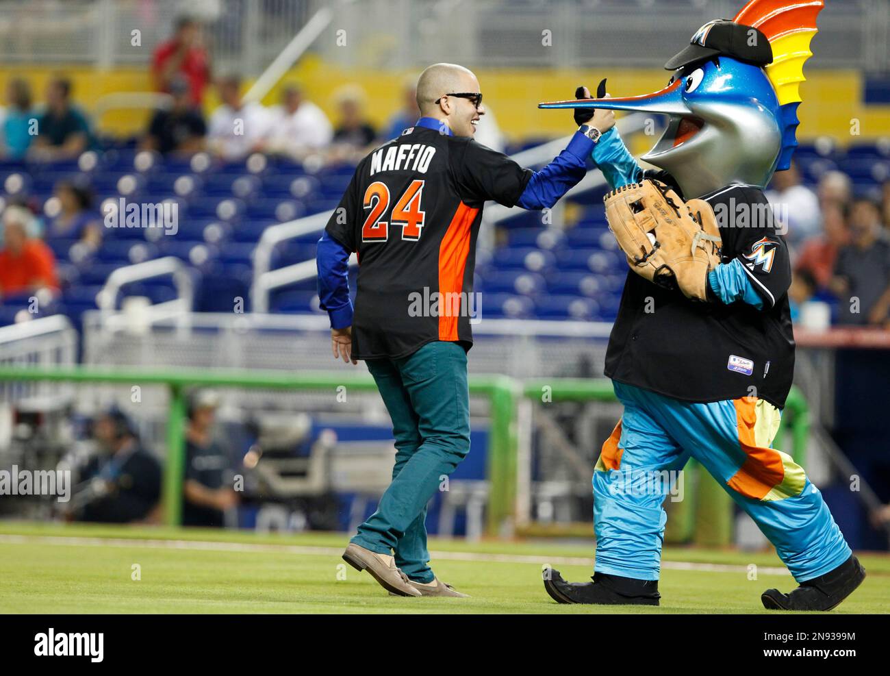 Dominican born producer and singer Maffio is congratulated by Miami ...