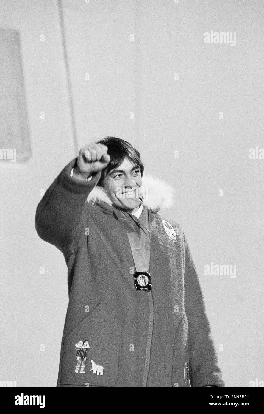 Canada's Gaetan Boucher gives victory salute after receiving the gold ...