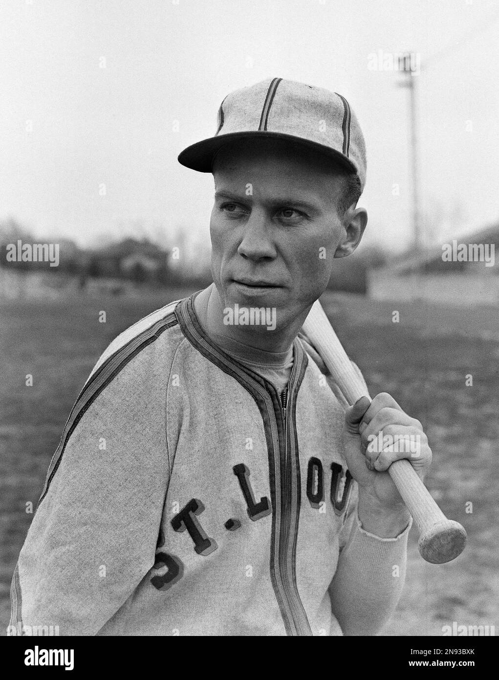 Pete Gray, age 27 of Nanticoke Pa., The St. Louis Browns' $20,000 one ...