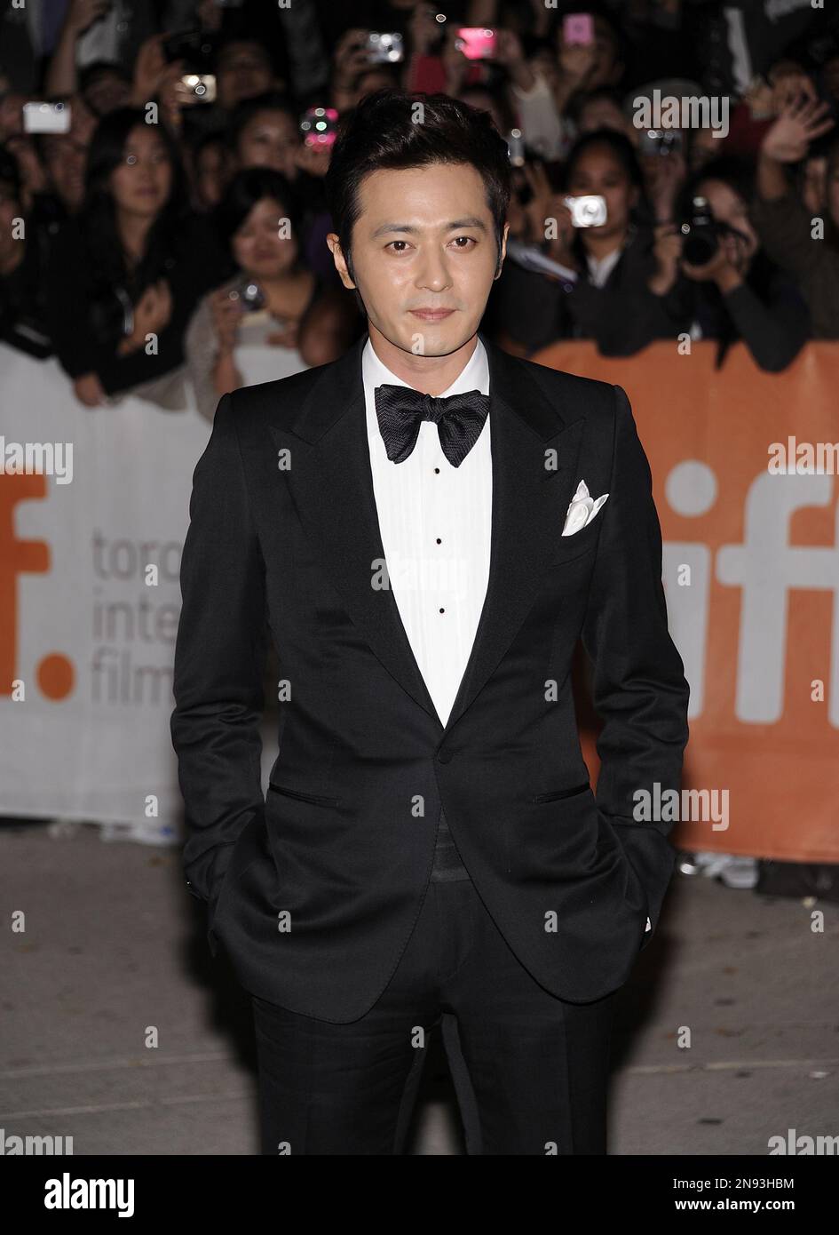 Korean actor Jang Dong-gun arrives at the premiere for "Dangerous ...