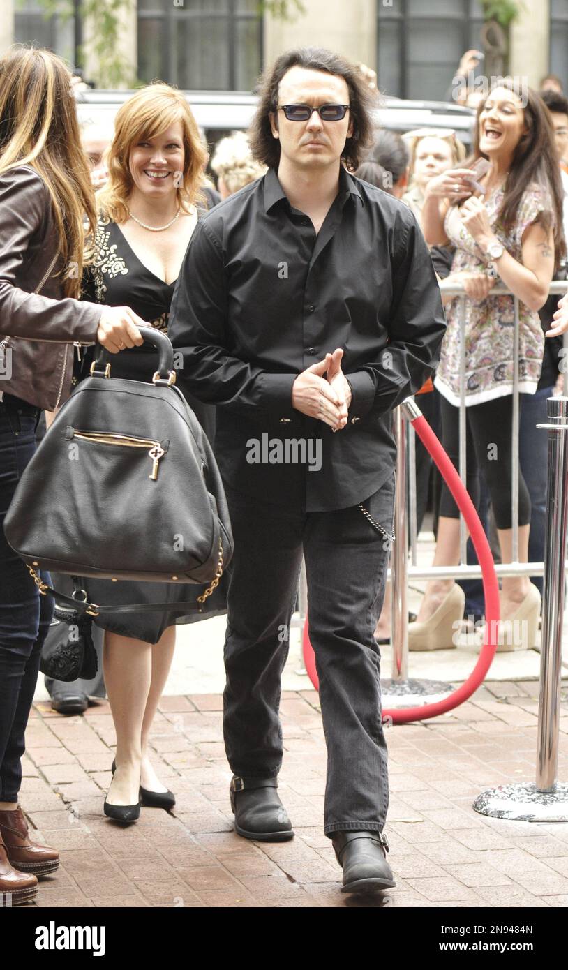 Producer Damien Echols, right, arrives with producer Lorri Davis to the ...