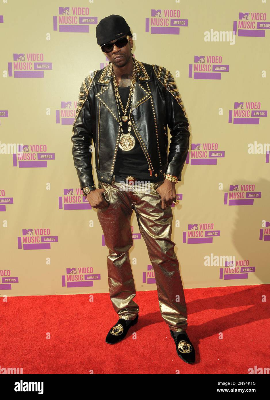 Rapper 2 Chainz arrives at the MTV Video Music Awards on Thursday, Sept ...