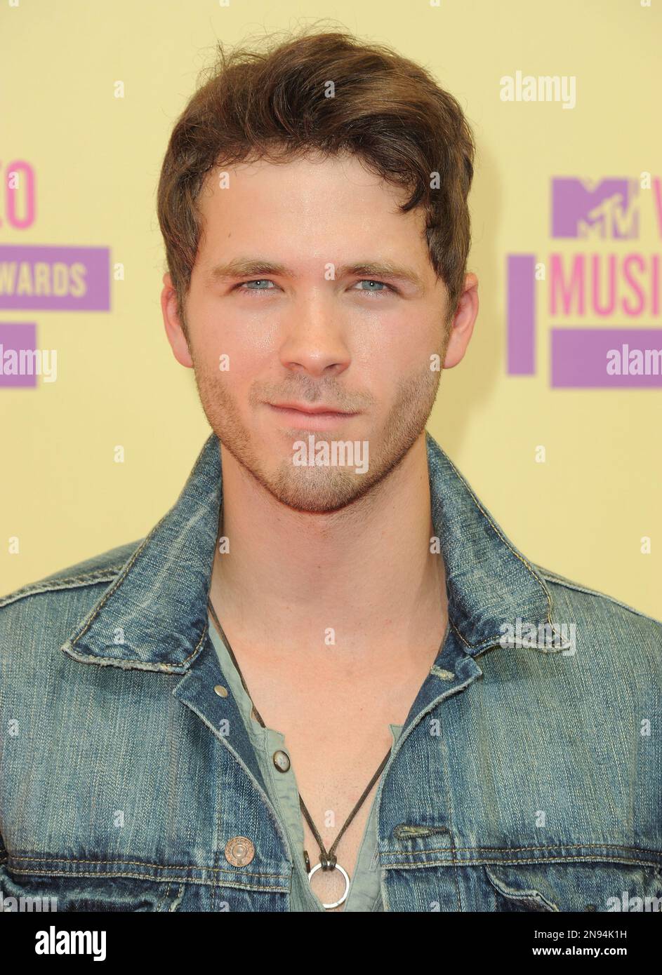 Stephen Lunsford arrives at the MTV Video Music Awards on Thursday ...
