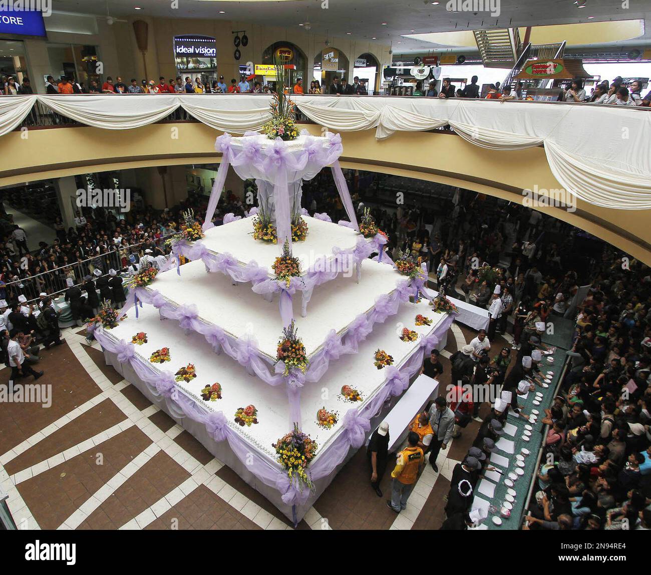 People gather at the unveiling of Baguio city's largest chocolate ...