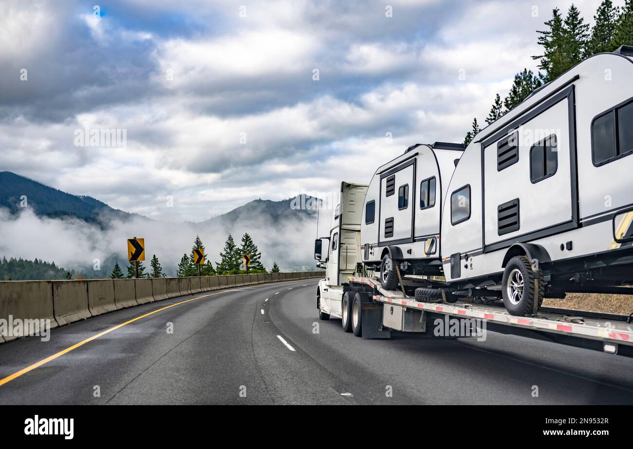 Industrial standard commercial big rig white semi truck tractor ...