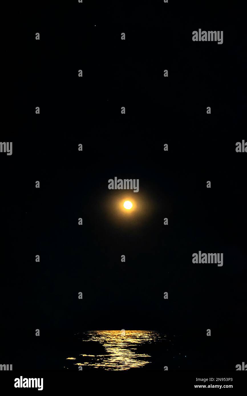 Moonpath hi-res stock photography and images - Alamy