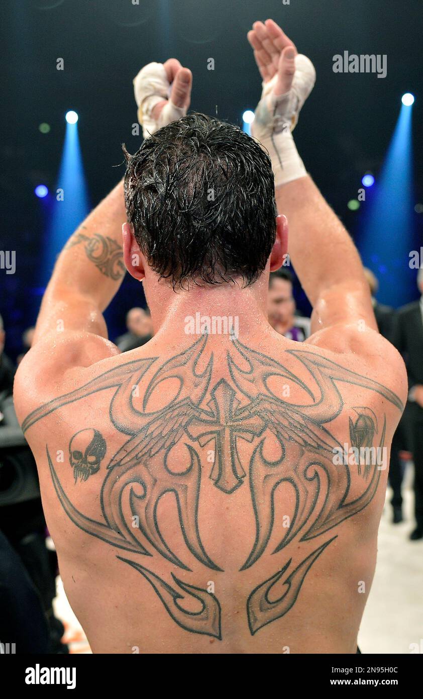 IBF world boxing middleweight champion Daniel Geale of Australia ...