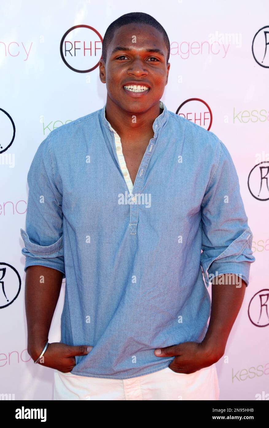 Sheldon Candis arrives at Robi Reed's 10th Annual "Sunshine Beyond ...