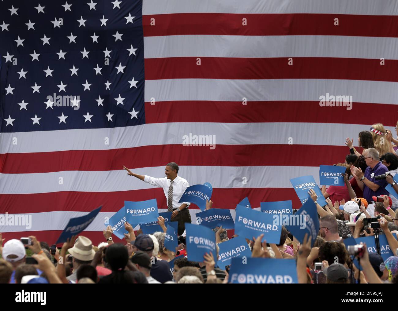 President Barack Obama arrives at a campaign stop at the Living History ...