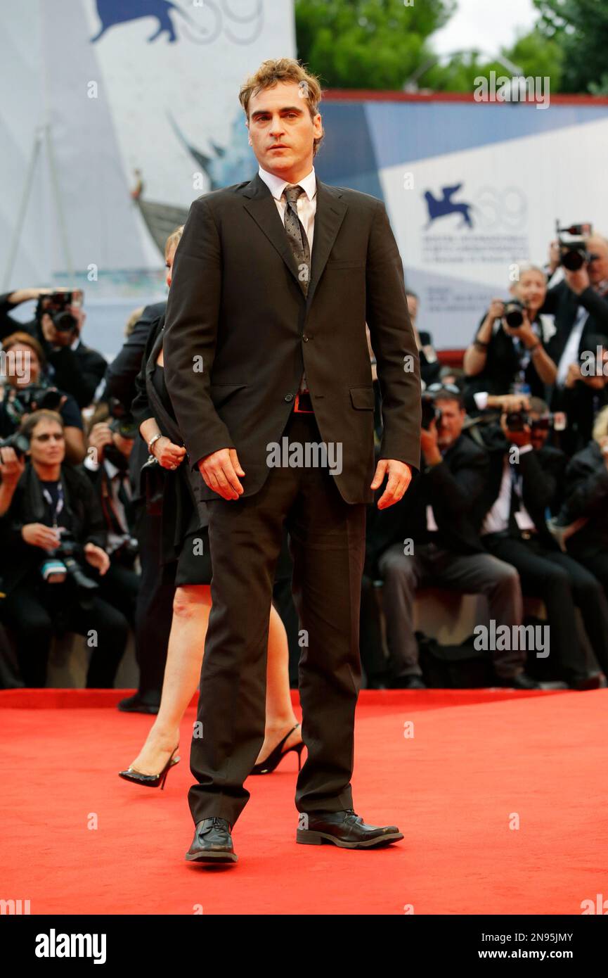 Actor Joaquin Phoenix arrives for the premiere of the movie 'The Master ...