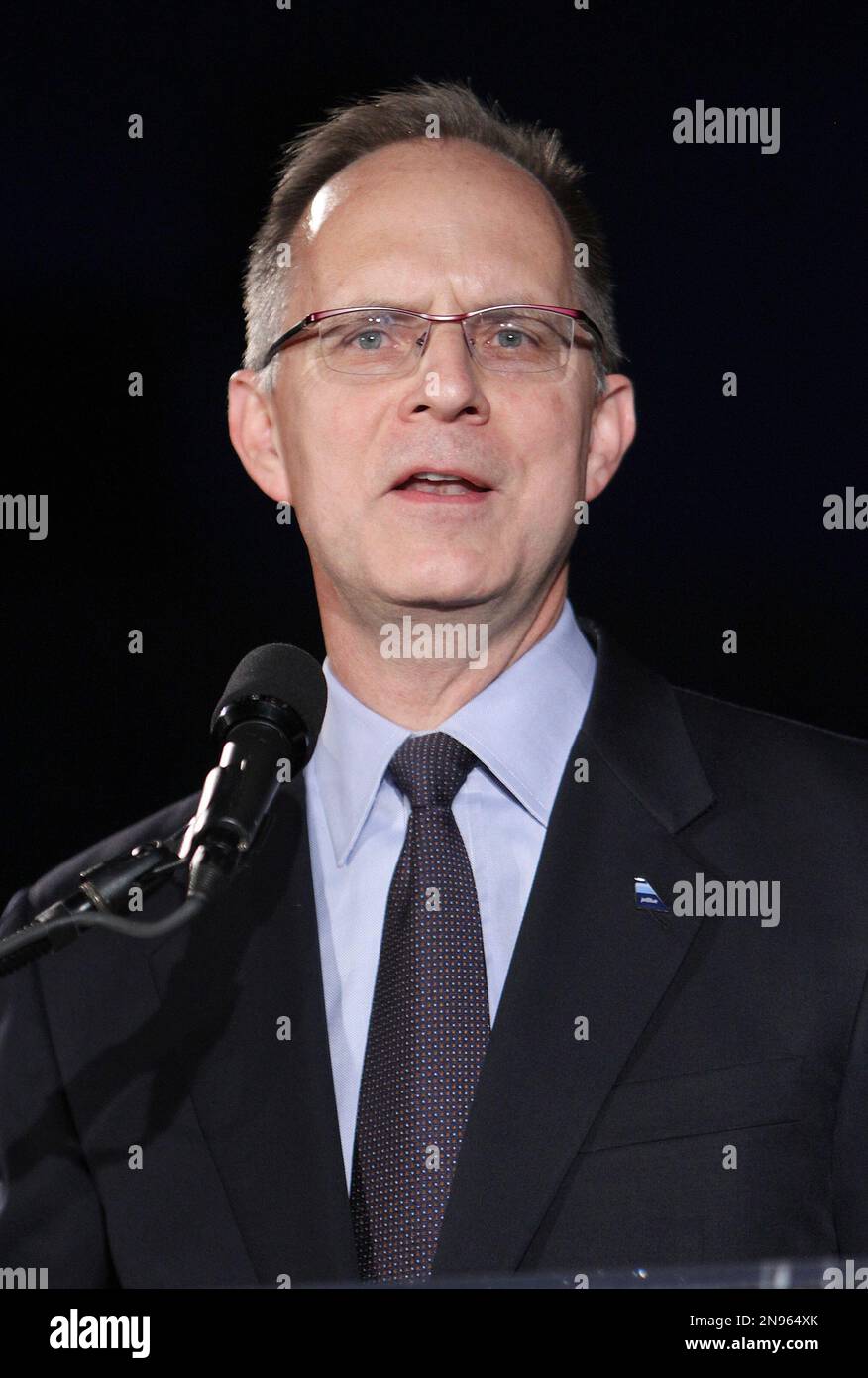 Dave Barger President & CEO of JetBlue addressed the crowd at the ...