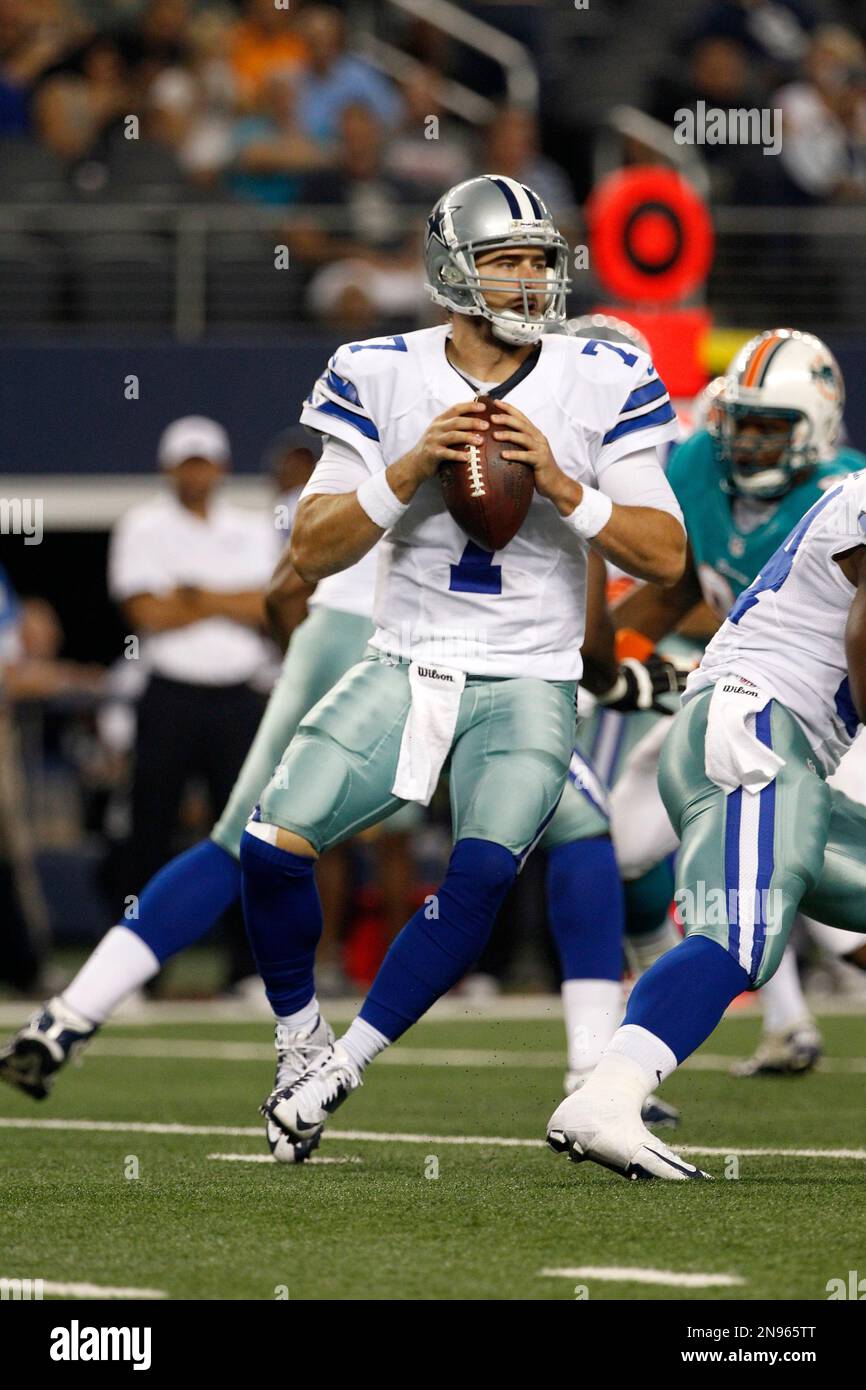 Dallas Cowboys' Stephen McGee (7) drops back against the Miami Dolphins ...