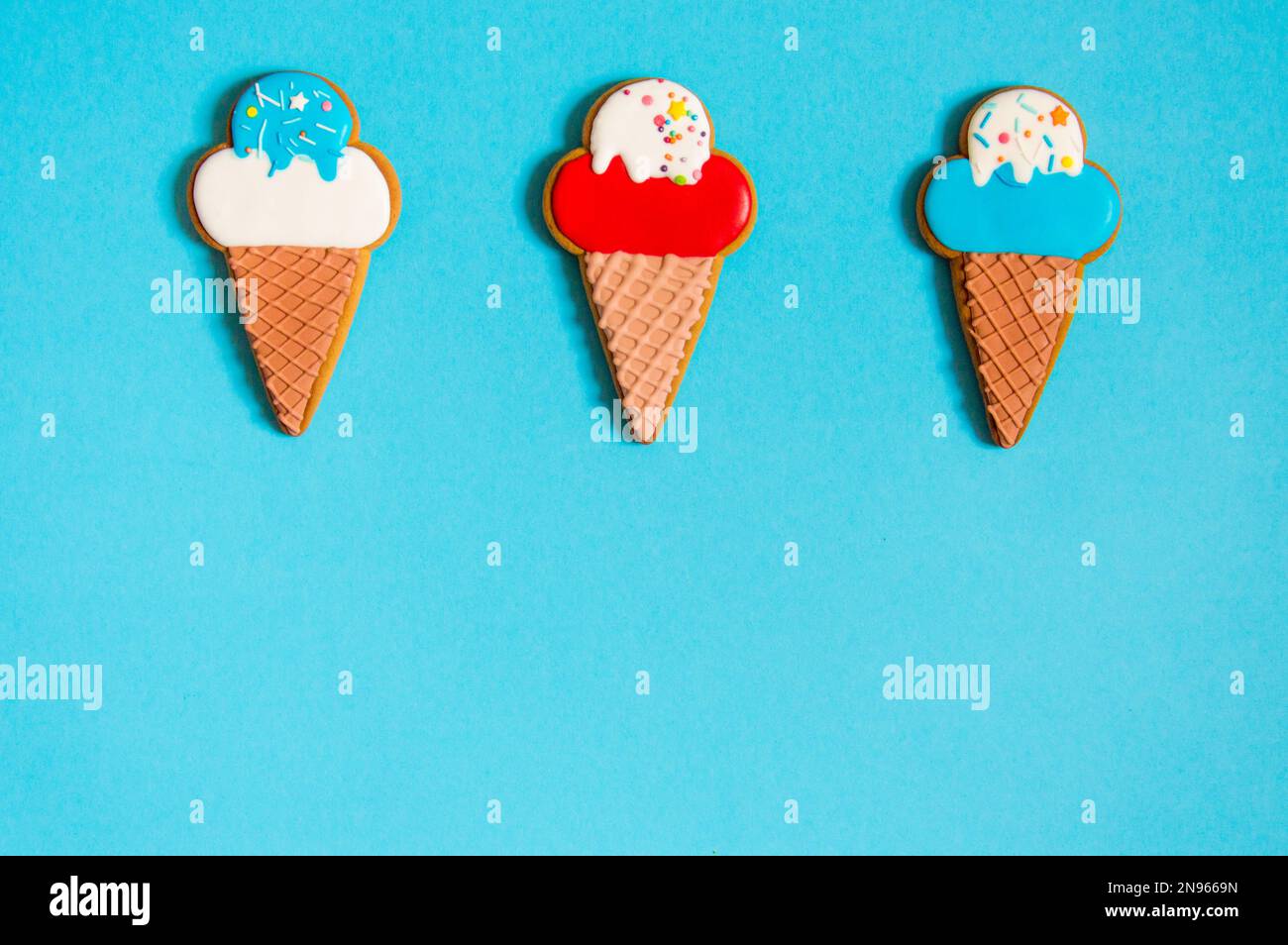 gingerbread on a blue background flatly Stock Photo - Alamy