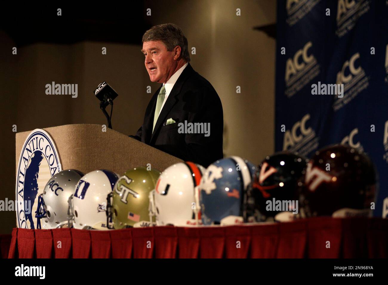 Atlantic Coast Conference commissioner John Swofford speaks to the ...