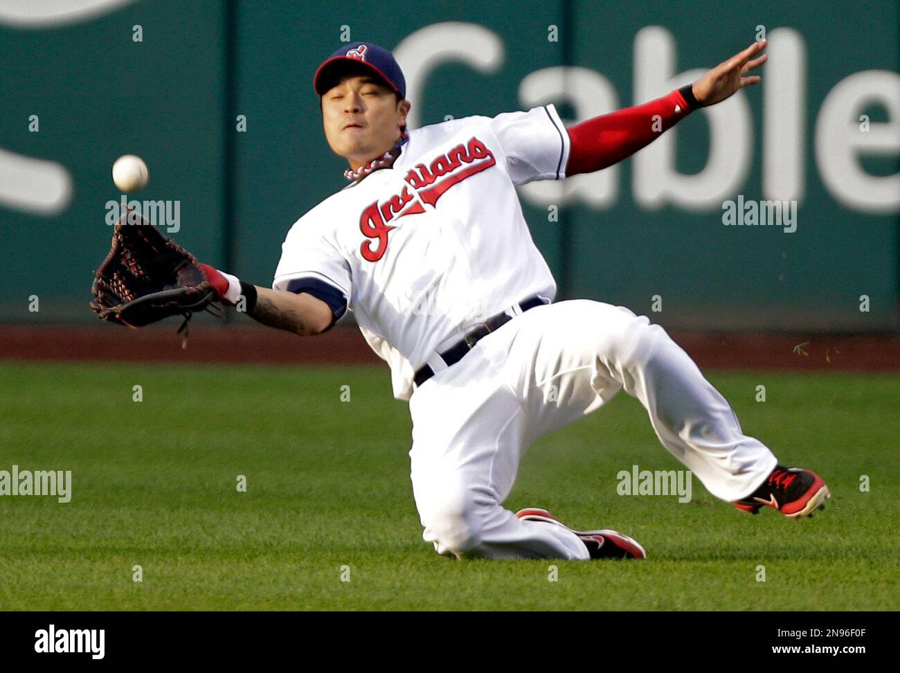 Cleveland Indians right fielder Shin-Soo Choo, of South Korea, makes a ...