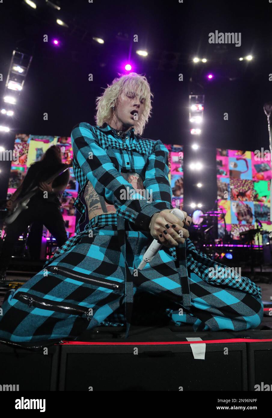 2023 photo of machine gun kelly hi-res stock photography and images - Alamy
