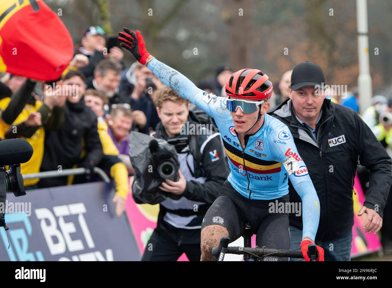 Thibau Nys salutes the crowd after his win in the Under 23 race at the ...