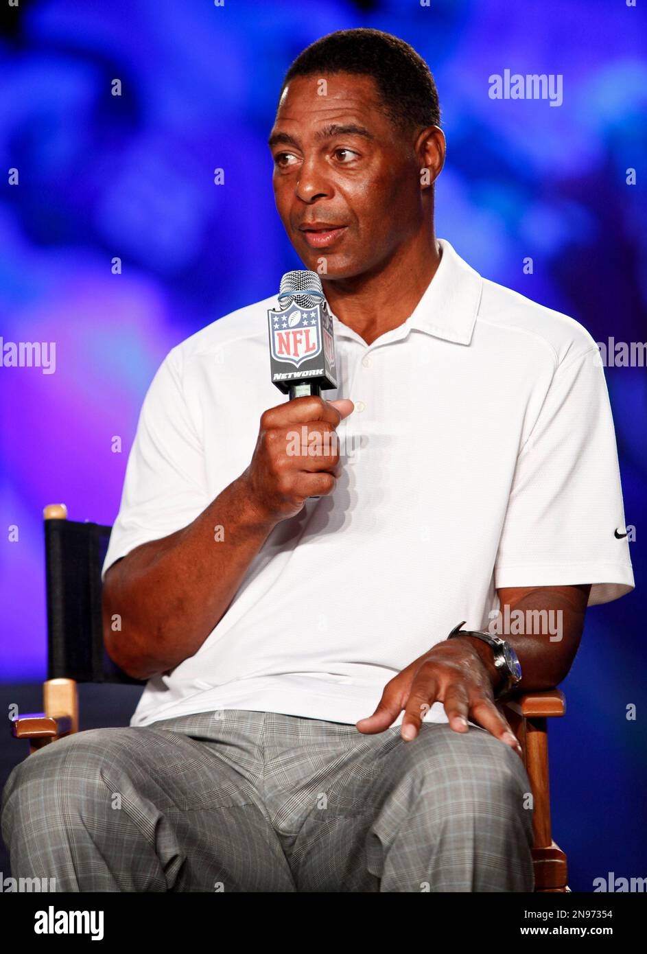 Former NFL great Marcus Allen is seen during the DirecTV NFL Fantasy ...