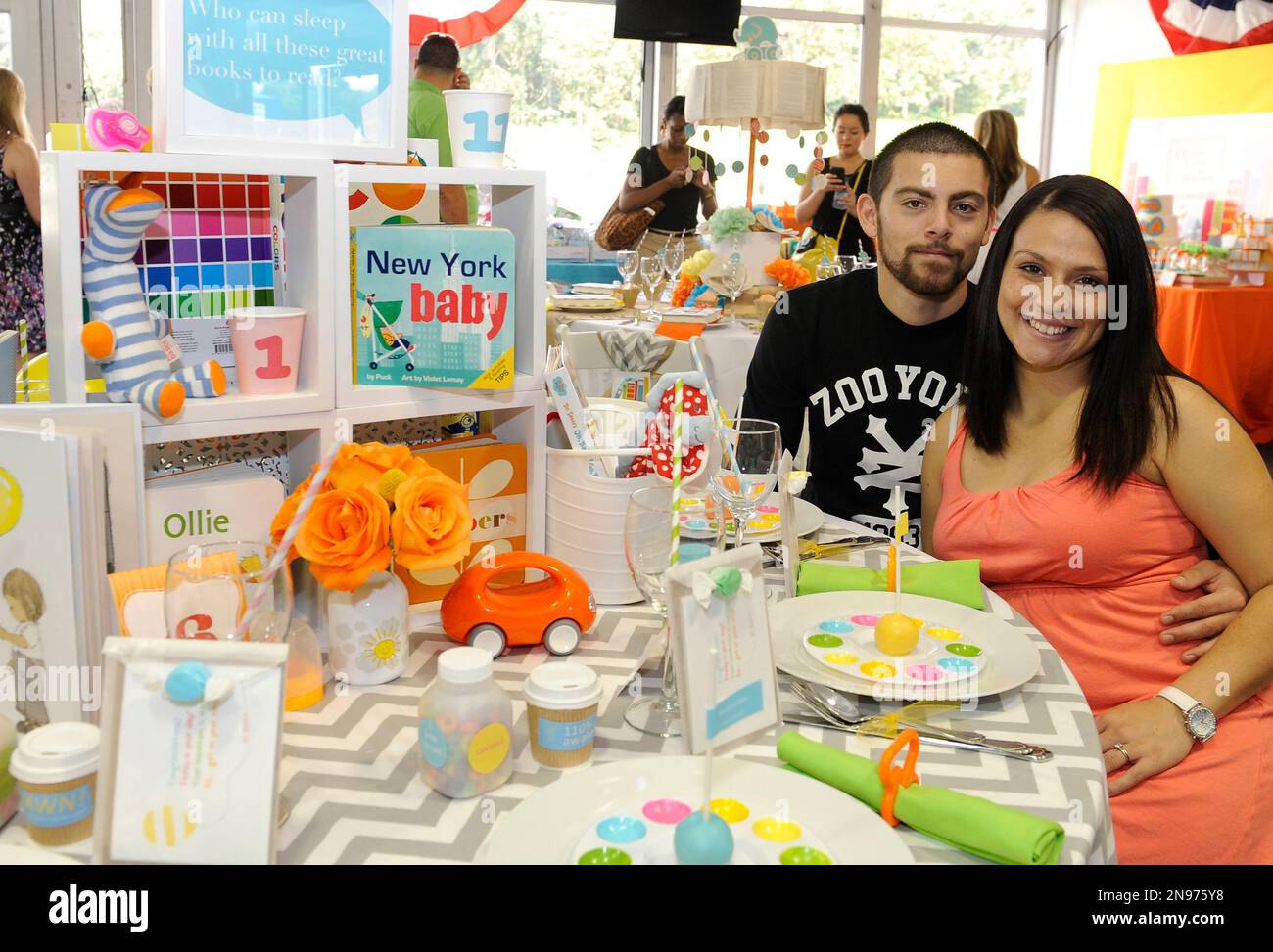 Expectant mom and former US Marine Sgt. Holly Anaya and her husband ...