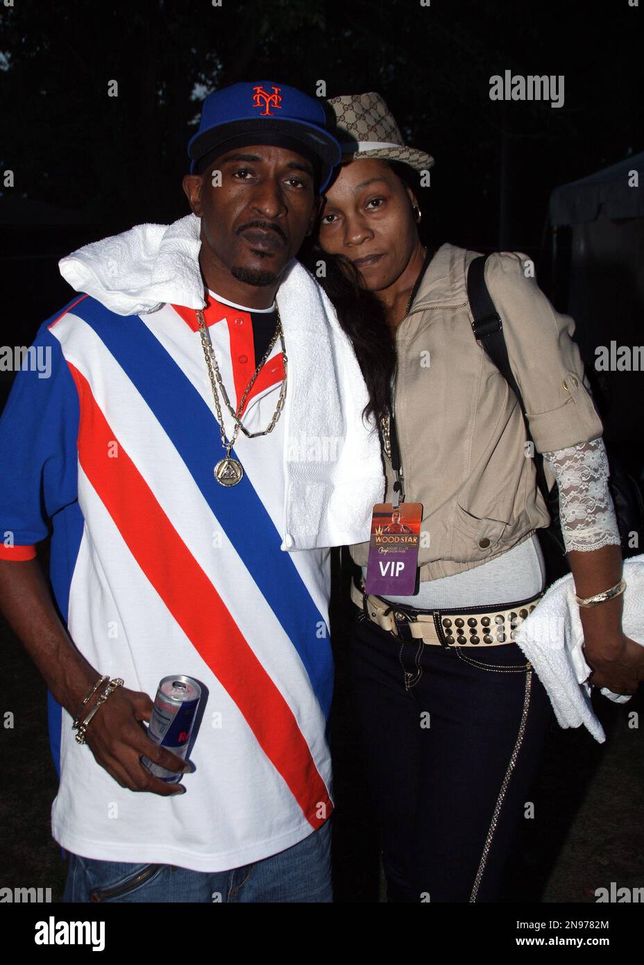 Rapper/MC Rakim and his wife backstage at Shannon Brown's Wood-Star ...