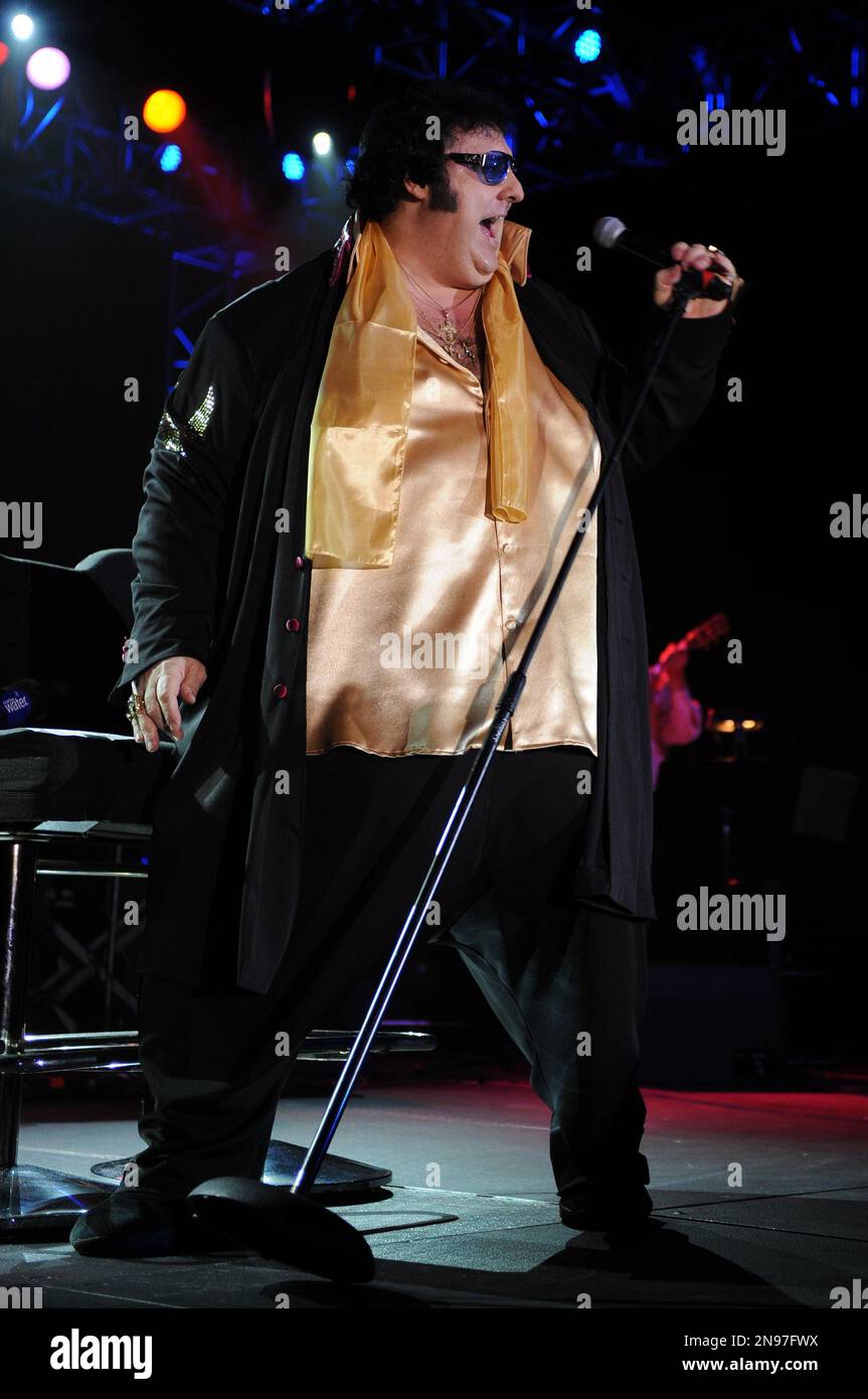 COCONUT CREEK , FL - AUGUST 19: Big Elvis Peter Vallee performs at the ...
