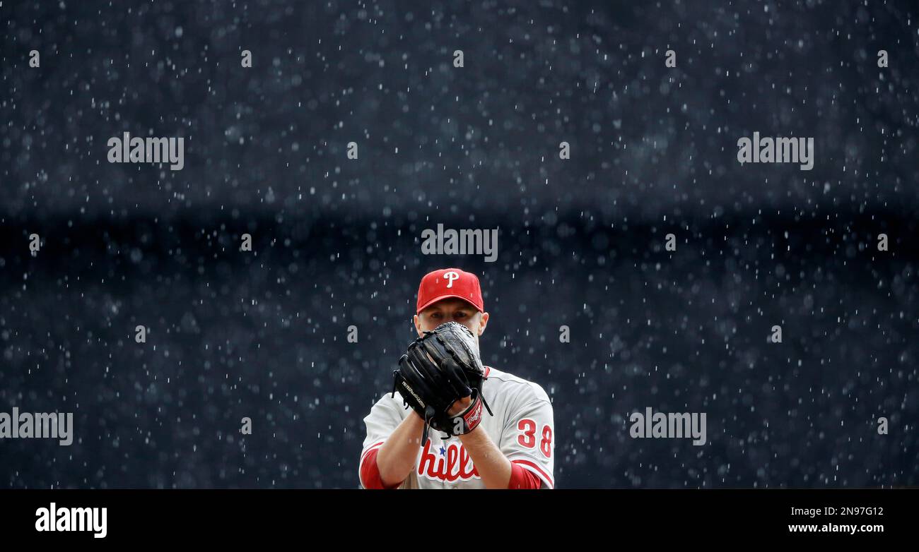 Philadelphia Phillies pitcher Kyle Kendrick looks toward Milwaukee ...