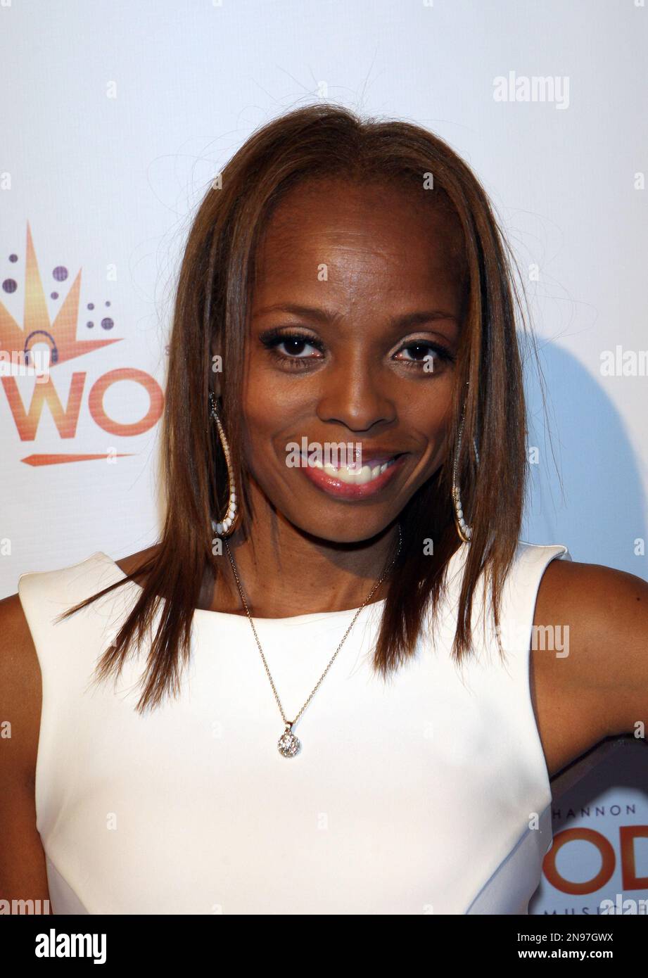 R&B Singer Sparkle attends Shannon Brown Wood-Star Foundation Dinner on ...