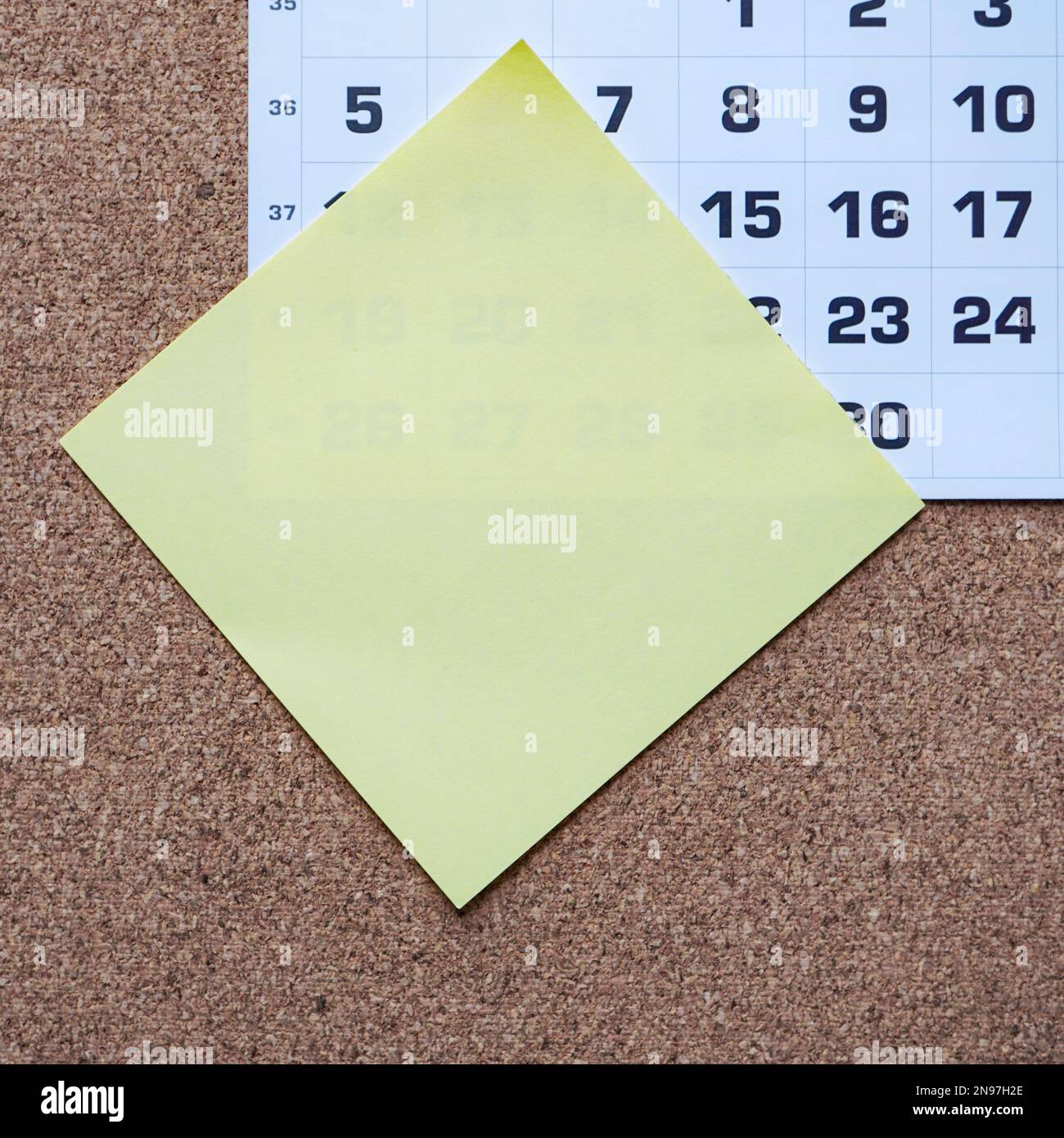 Calendar wallpaper hi-res stock photography and images - Alamy
