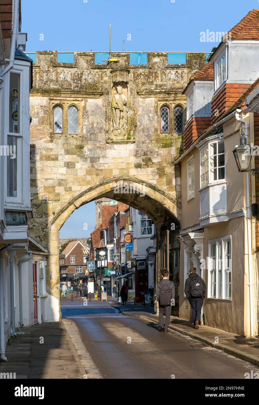 High Street Gate original gateway to the cathedral close, Salisbury ...
