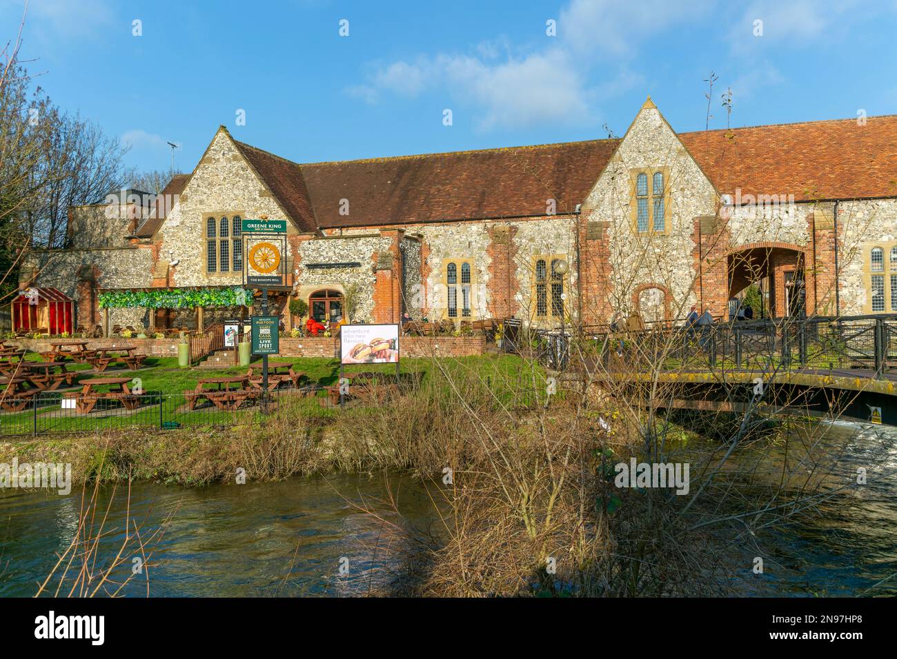 The Bishops Mill, Greene King pub, River Avon, Salisbury, Wiltshire ...