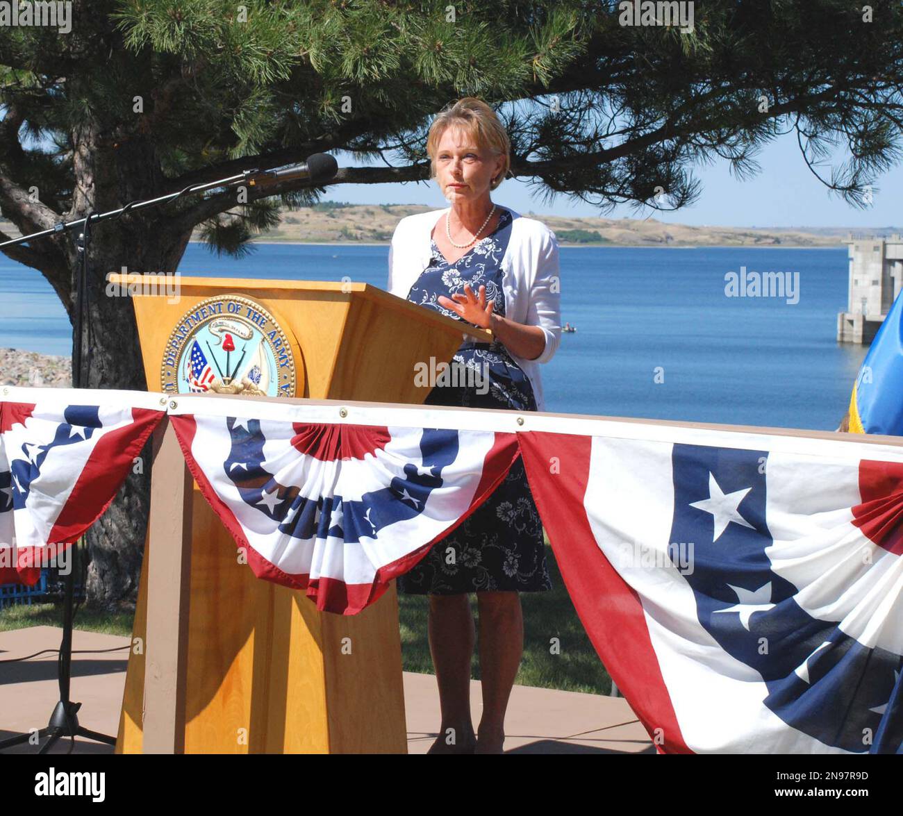 Jamie Damon of Pierre speaks Friday, Aug. 17, 2012, at a ceremony held ...