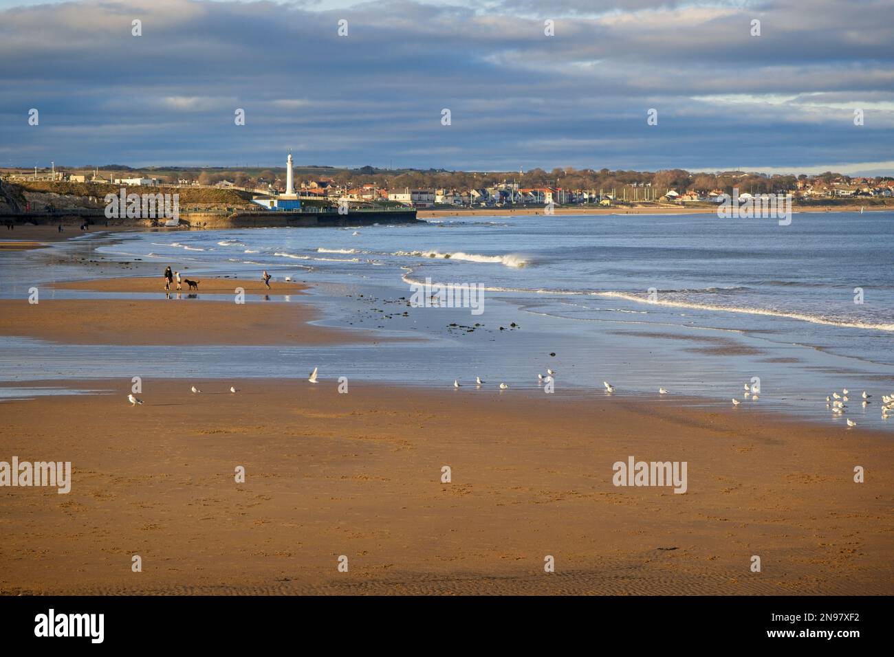 Looking north from Roker Pier to Seaburn on the North Sea coast near ...