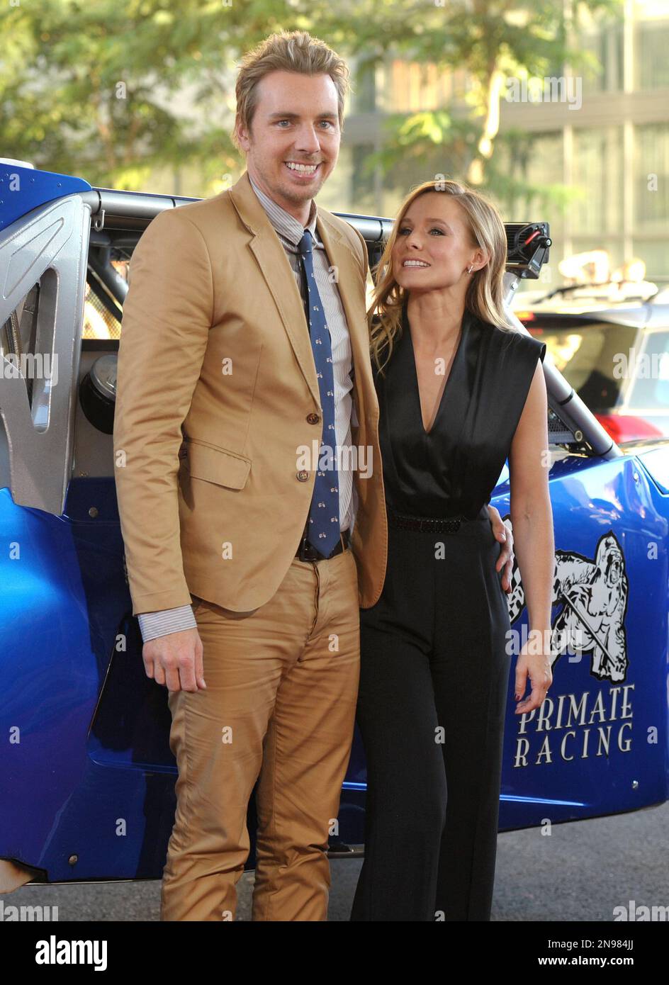 Dax Shepard and Kristen Bell attend the "Hit and Run" Los Angeles ...