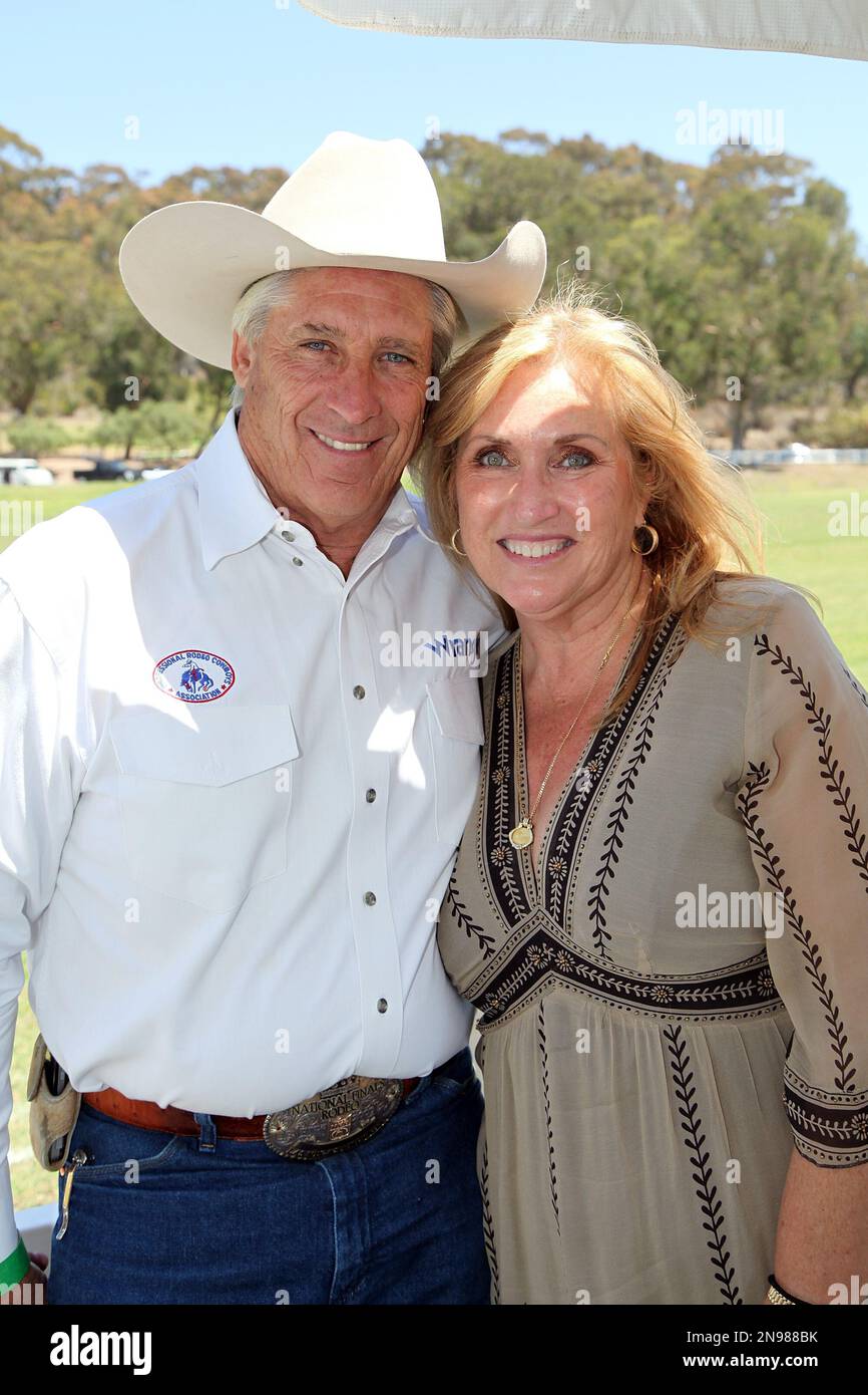 Stuntman Richard Diamond Farnsworth, left, and wife Linda Farnsworth ...