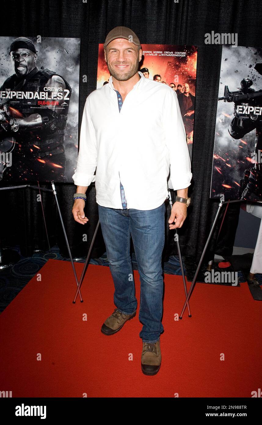 UFC Fighter/Actor Randy Couture arrives on the red carpet for the ...