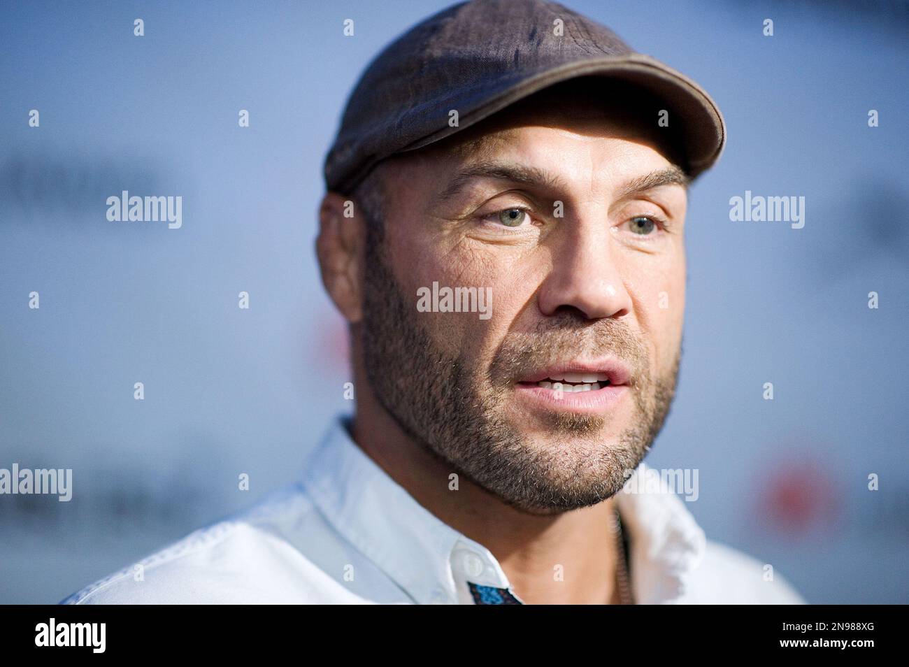 UFC Fighter/Actor Randy Couture arrives on the red carpet for the ...