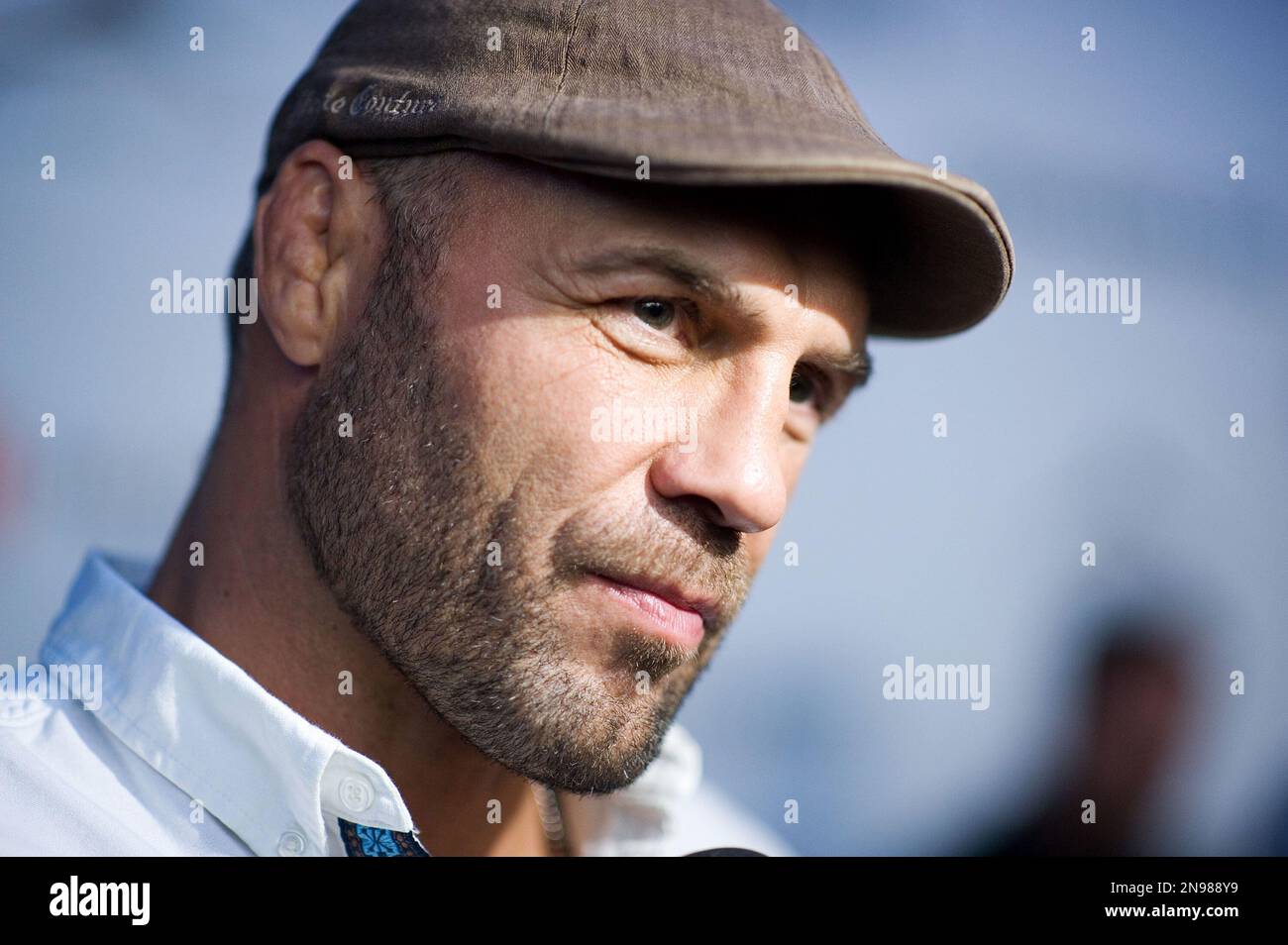 UFC Fighter/Actor Randy Couture arrives on the red carpet for the ...