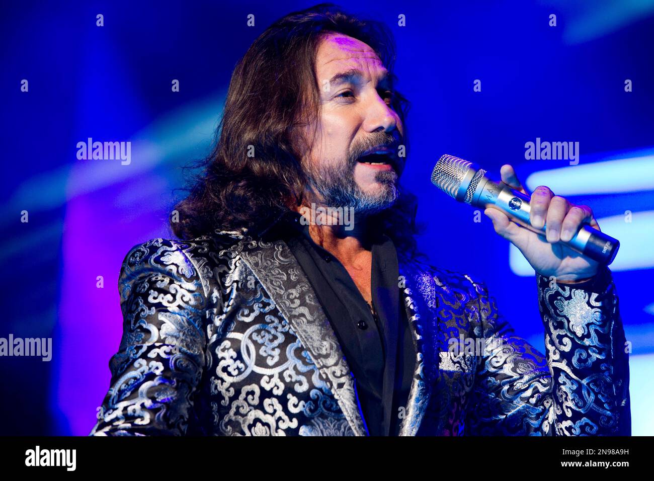 Singer Marco Antonio Solis performs in concert during the Gigantes Tour ...