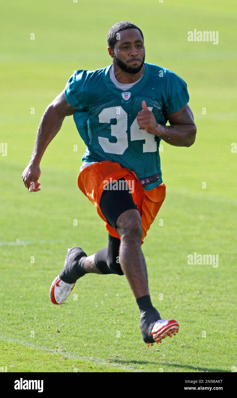 Miami Dolphins' running back Marcus Thigpen practices during NFL ...