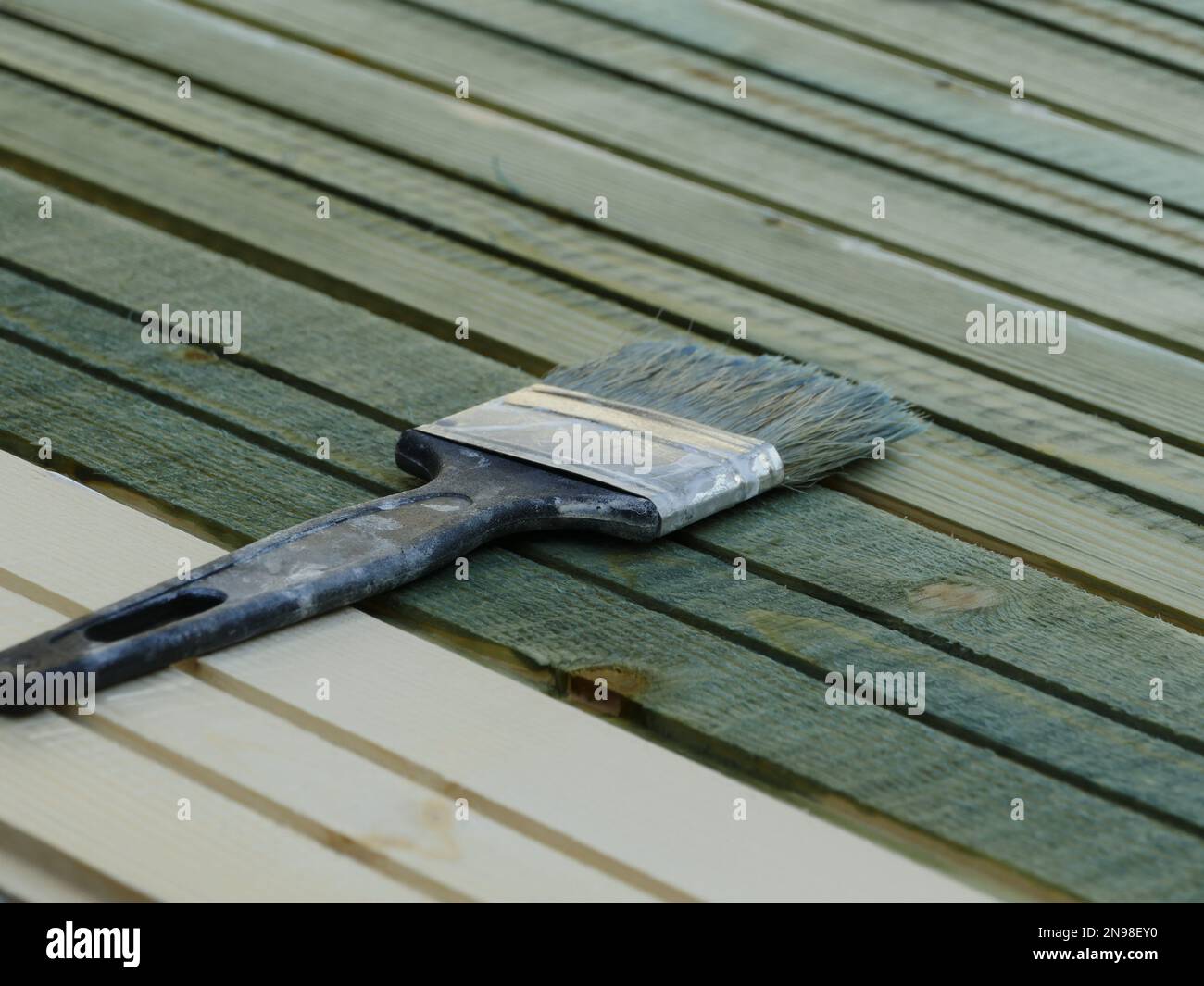 Wide paint brush hi-res stock photography and images - Alamy